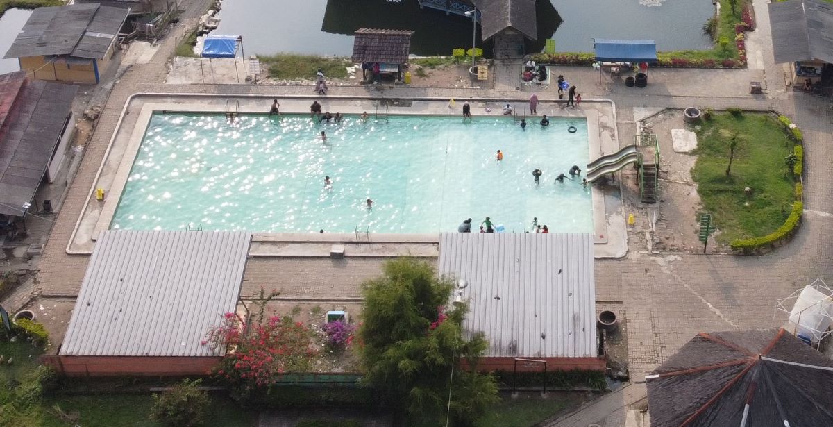 Travels in Java: Take a Dip in the Cibolang Hot Spring - Trees4Trees